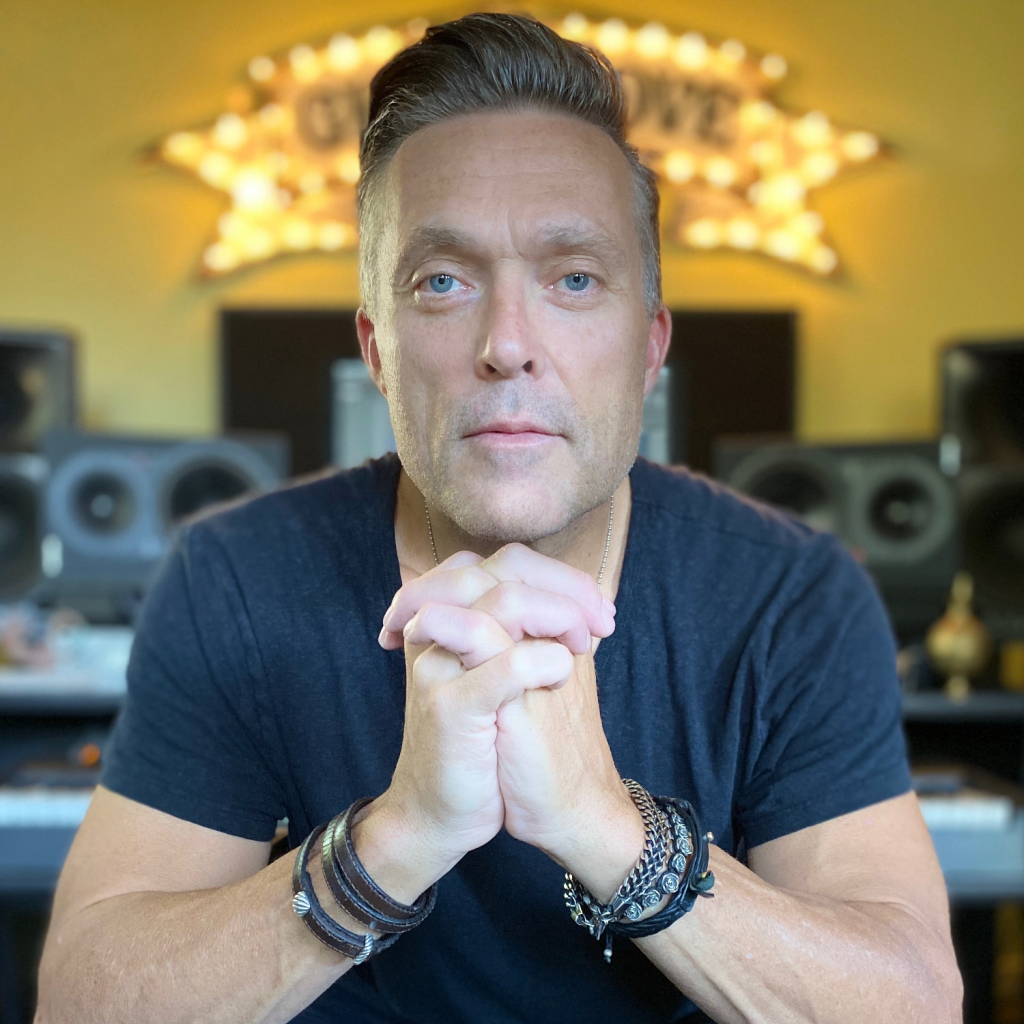 Nicholas Gunn Gears Up To Present 'My Heart' Alongside Mearzie and ...