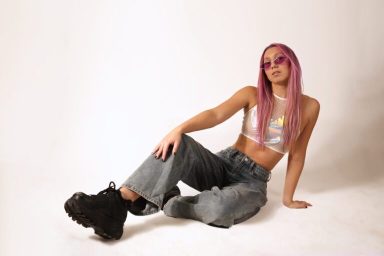 Producer and DJ ROXIE Returns with New Single ‘Turn It Up’